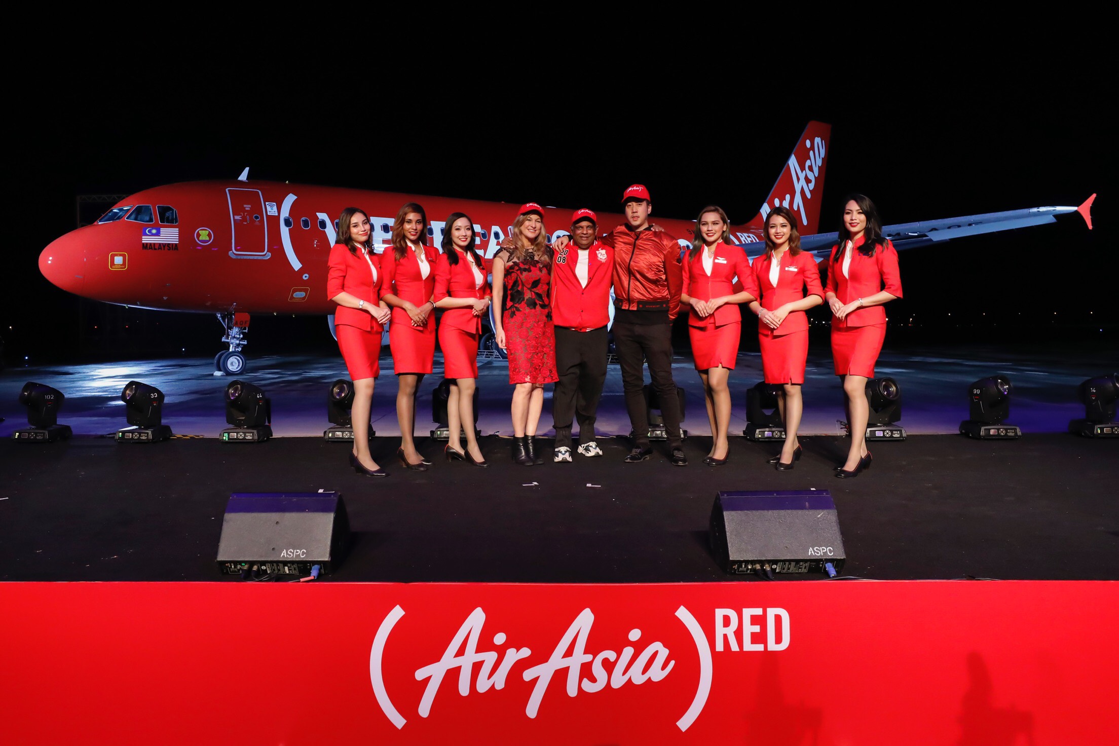 (PARTNERSHIP) AirAsia paints the skies (RED), featuring 88rising - The ...